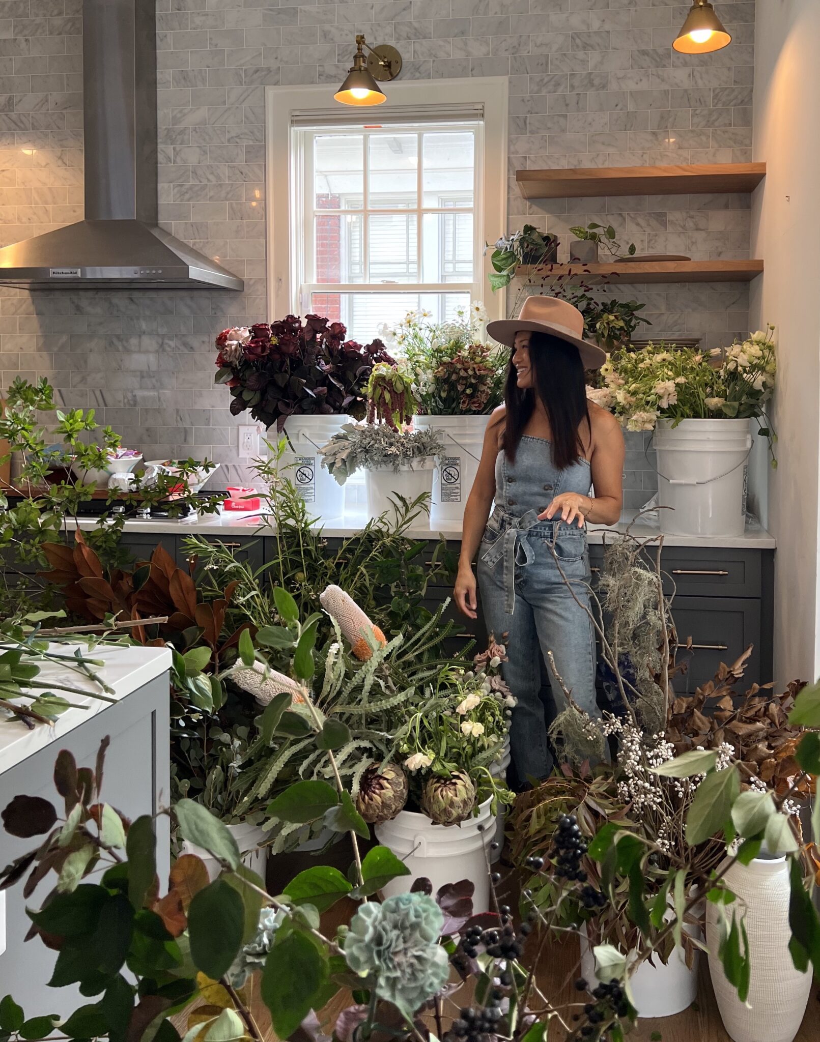 Tips For Designing in Large Vases | Florists' Review